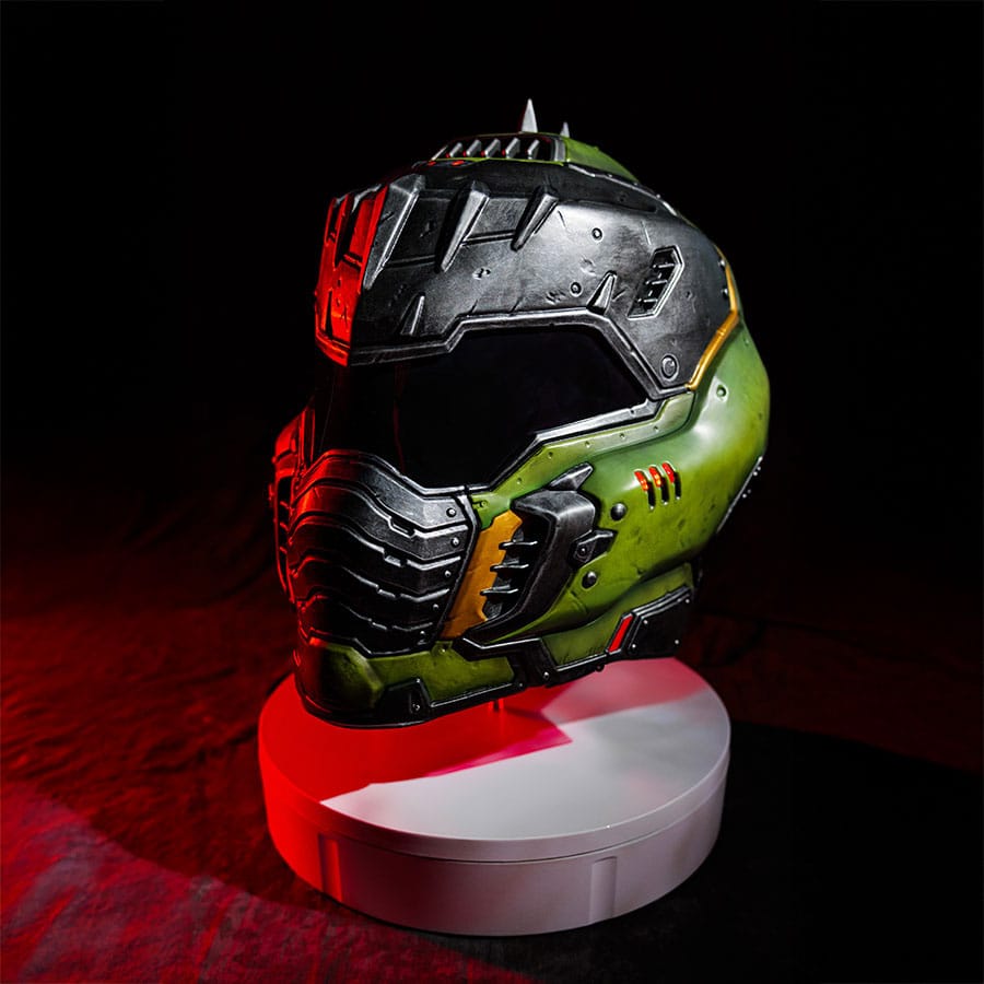 Doom - The Dark Ages: Doom Slayer Replica Wearable Helmet